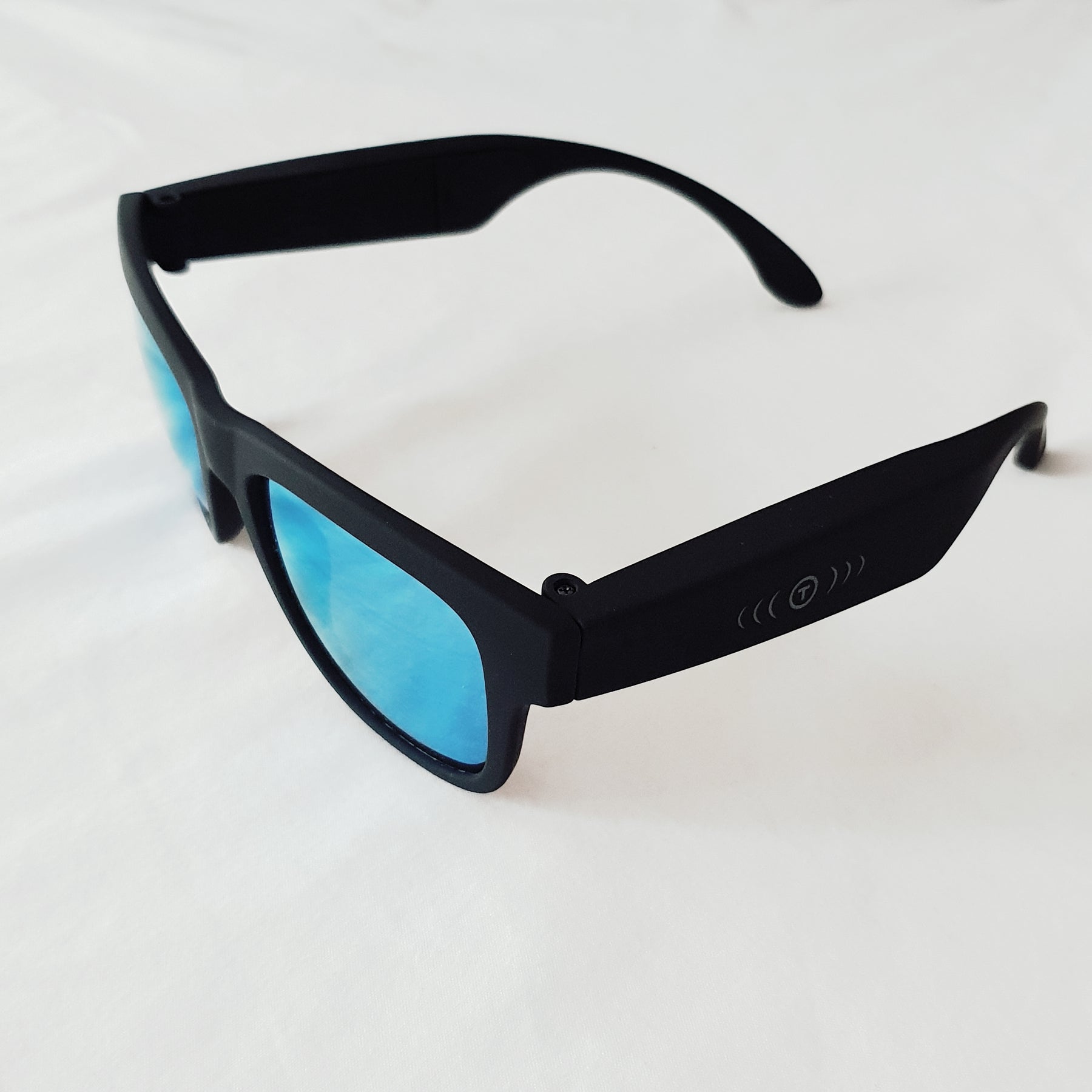 Voxos Bone Conduction Smartglasses